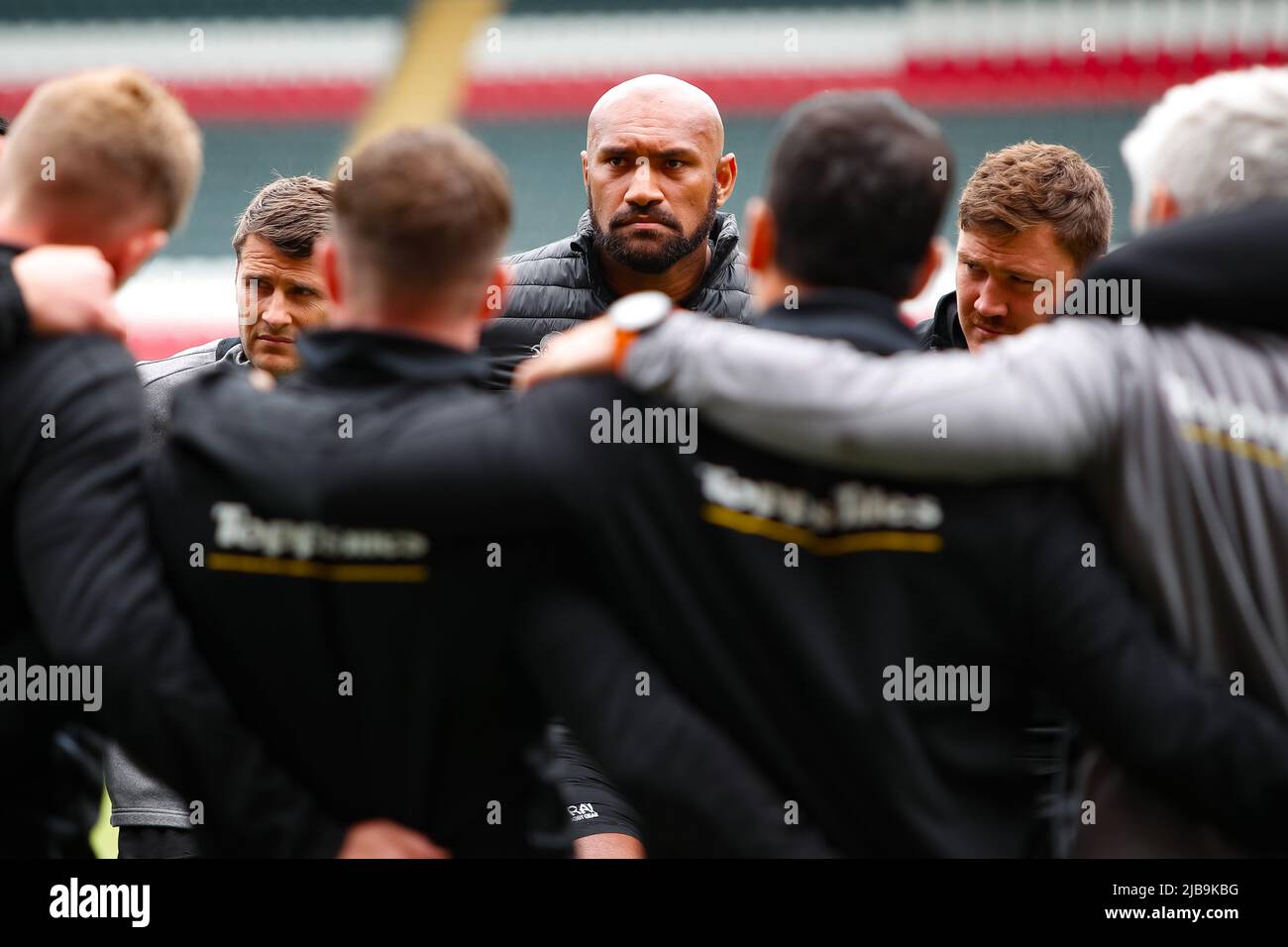 England rugby team huddle hi-res stock photography and images - Alamy