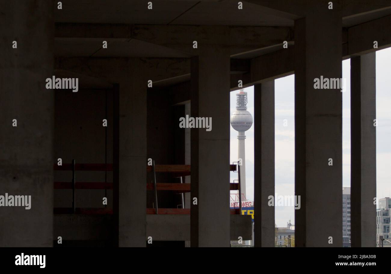 Edge east side tower hi-res stock photography and images - Alamy