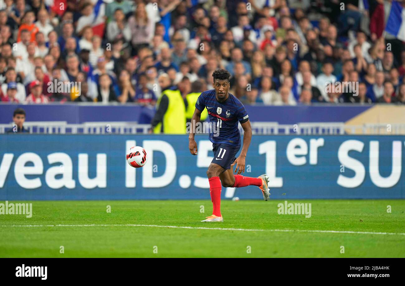 Stade de France, Paris, France. 3rd June, 2022. Kingsley Coman controls ...