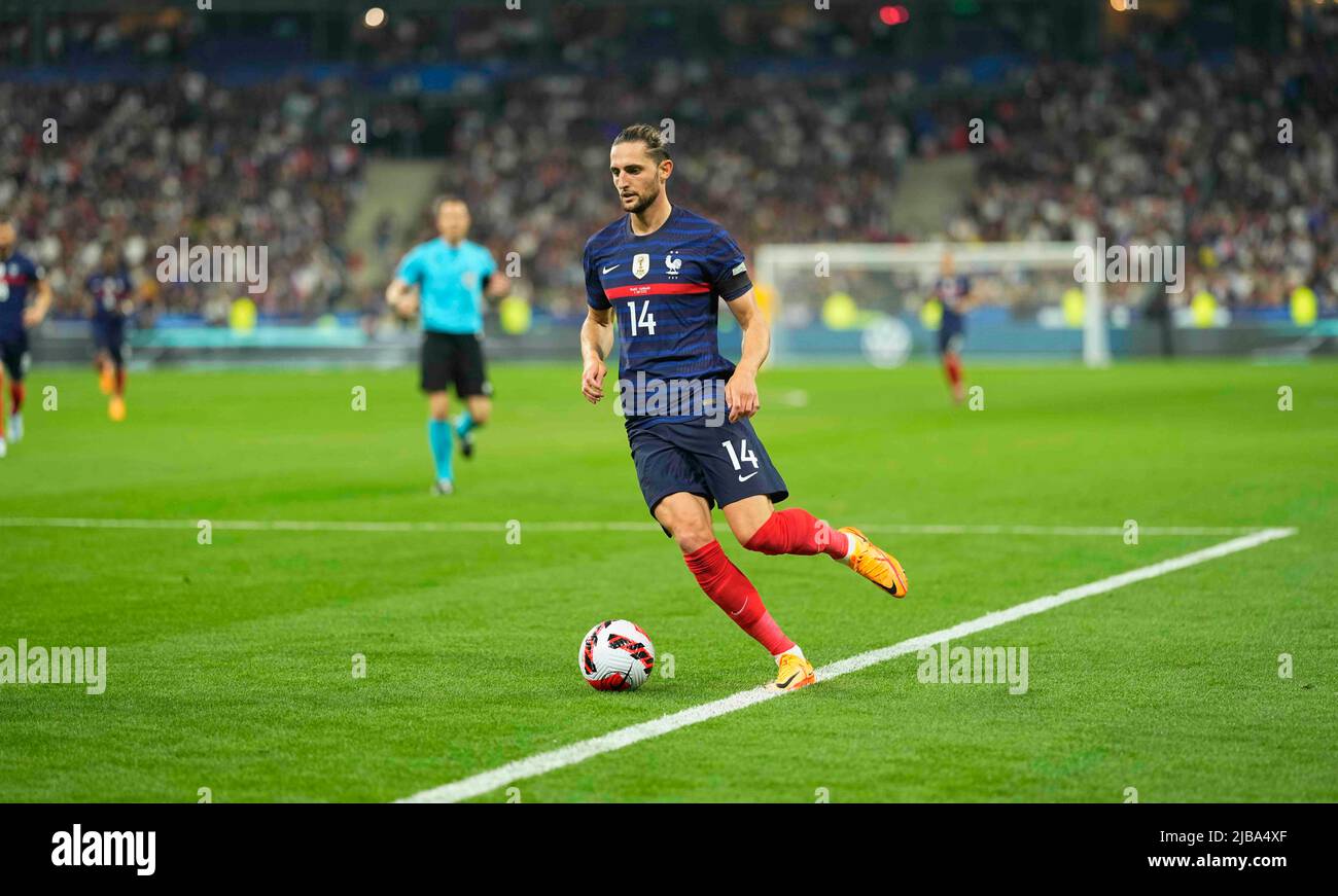 Stade de France, Paris, France. 3rd June, 2022. Adrien Rabiot controls ...