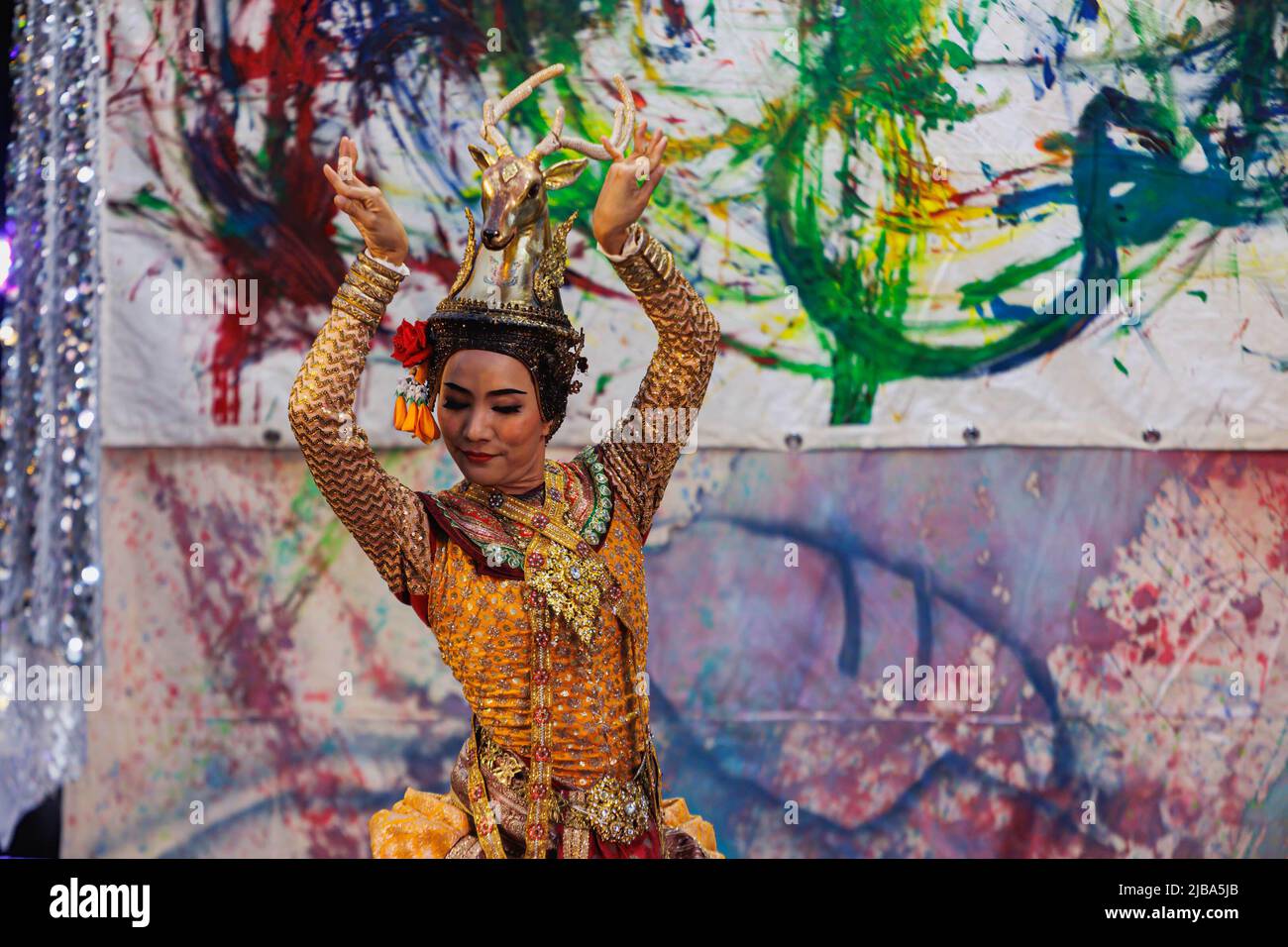 Bangkok, Thailand. 04th June, 2022. Khon performer seen dancing during ...