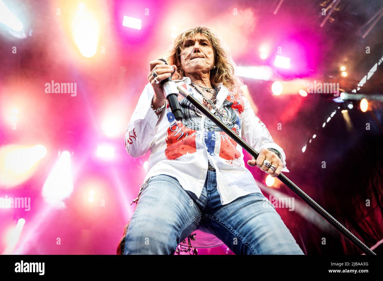 Whitesnake singer david coverdale performs hi-res stock photography and ...
