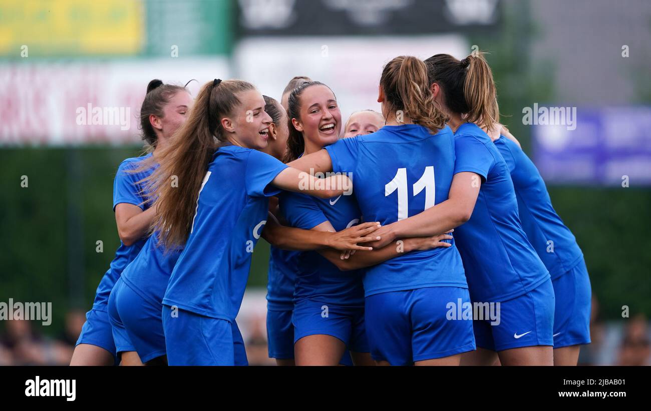 04.06.2022, Bern, Wyler artificial turf field, playoff final: BSC YB women U19 - FC Luzern U19 ...