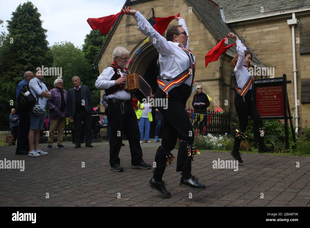 Jesmond, Newcastle upon Tyne, UK. 4th June 2022. HM Queen Elizabeth II ...