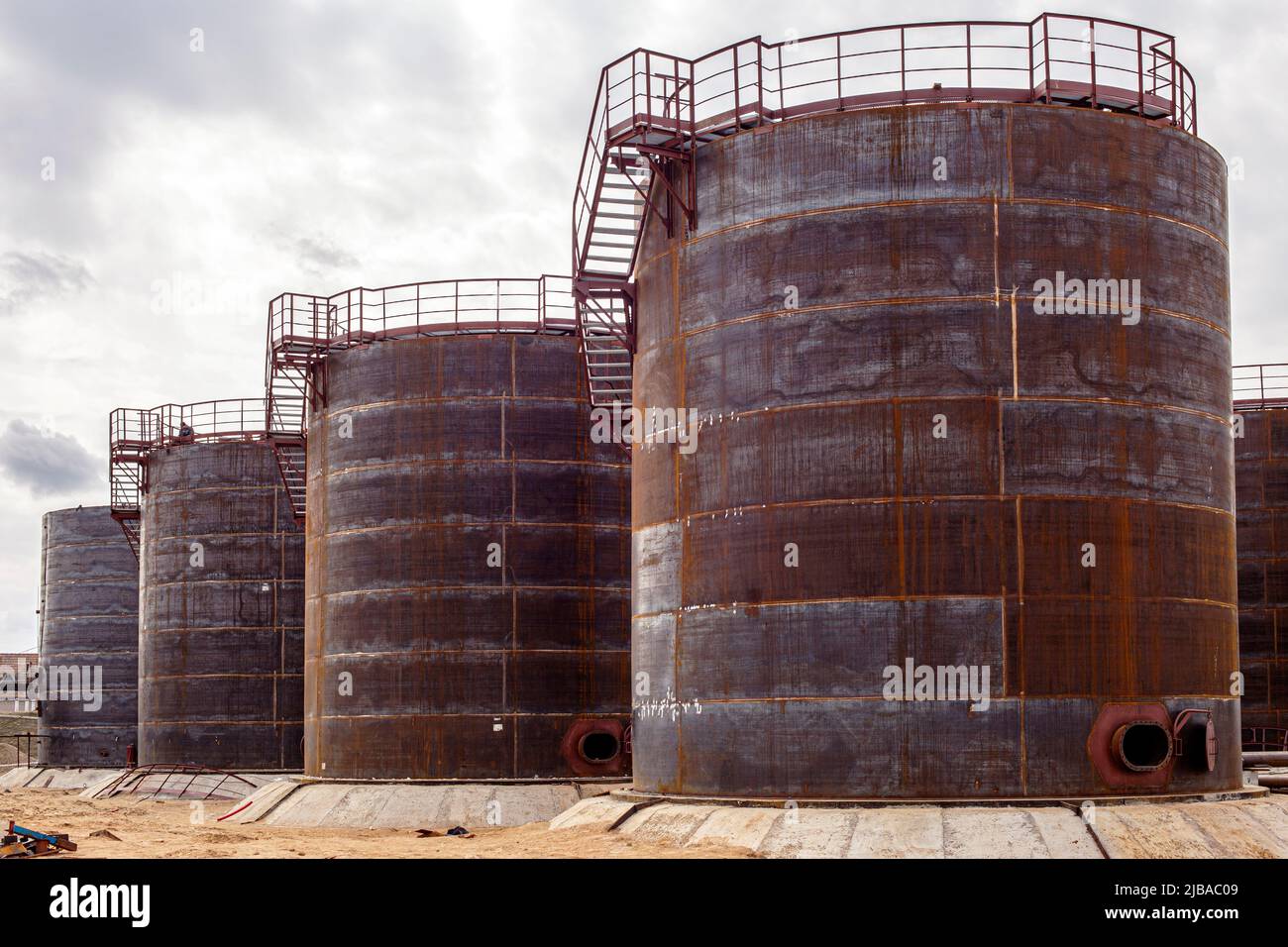 building a large fuel tanks. High quality photo Stock Photo - Alamy