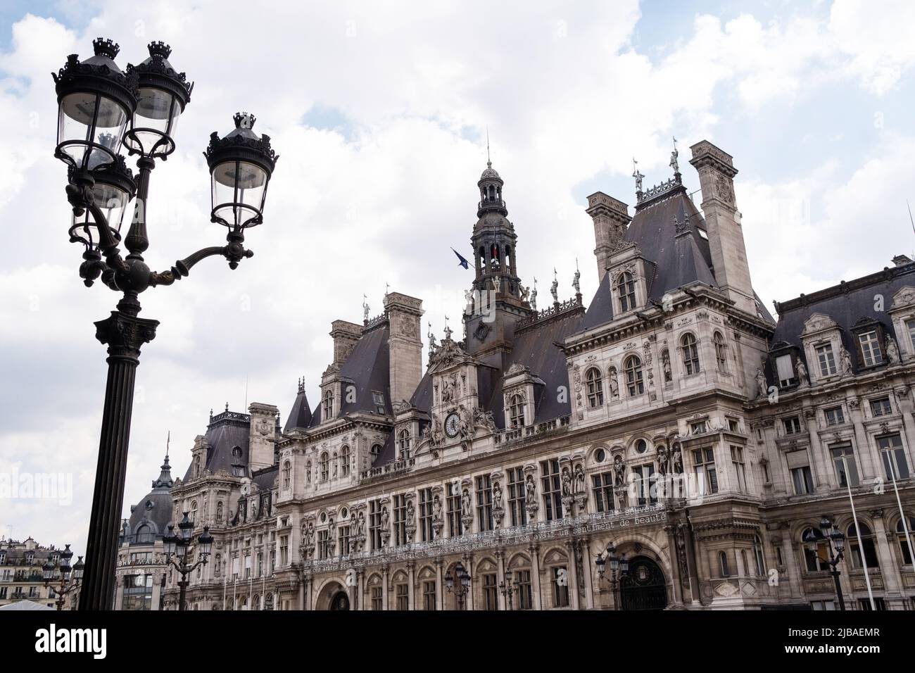 Daily life. Buildings and architecture of Paris. France Stock Photo - Alamy