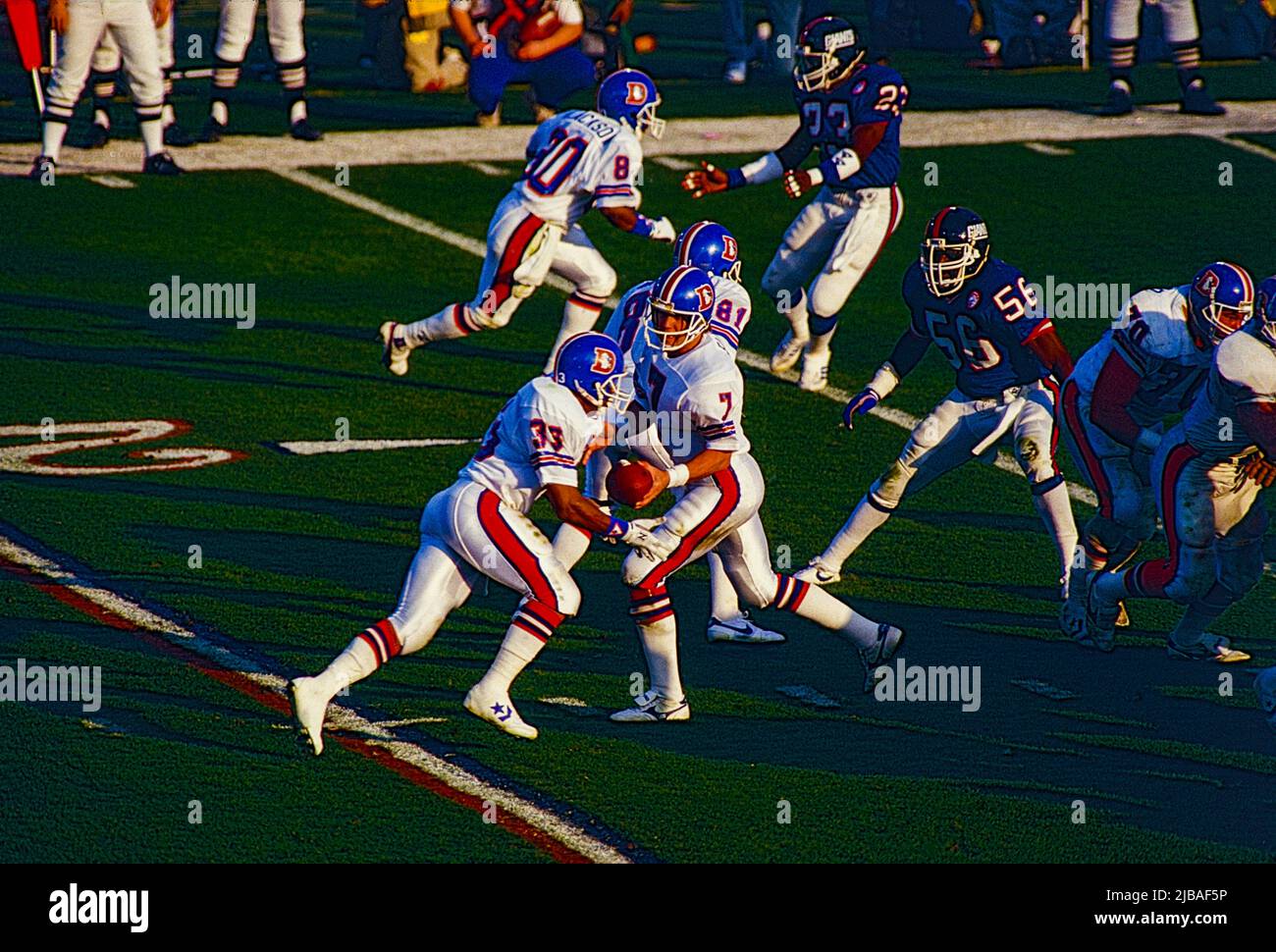 Gene lang hi-res stock photography and images - Alamy