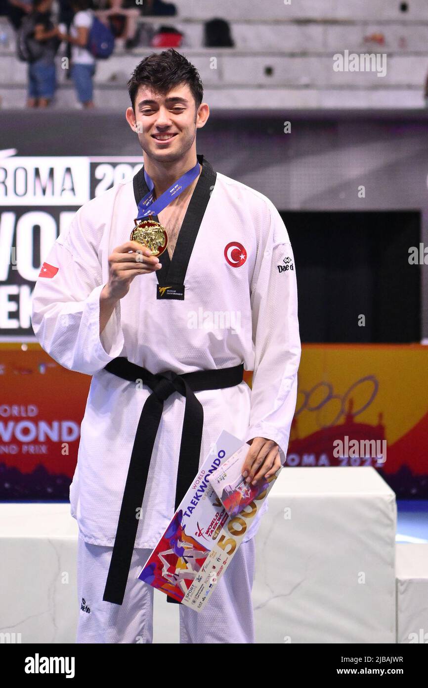 Emre kutalmis atesli hi-res stock photography and images - Alamy