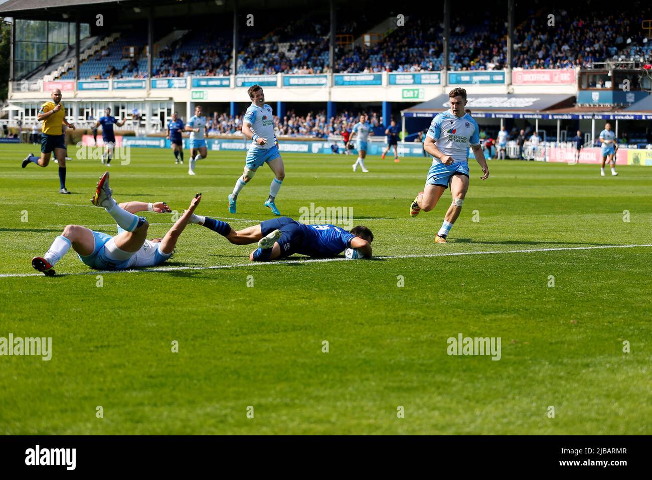 Ballsbridge park hi-res stock photography and images - Alamy