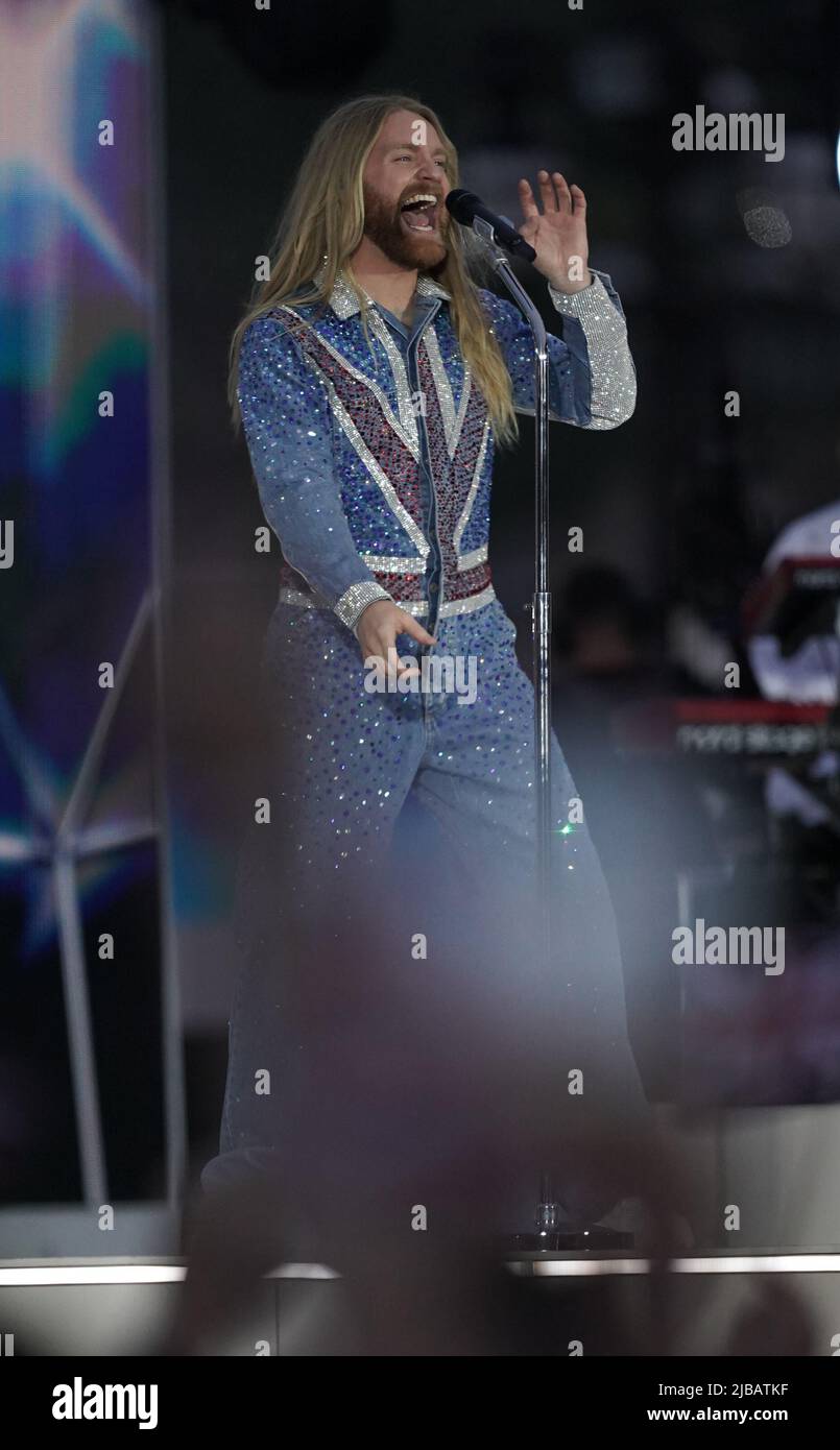 Sam Ryder performs during the BBC's Platinum Party at the Palace staged ...