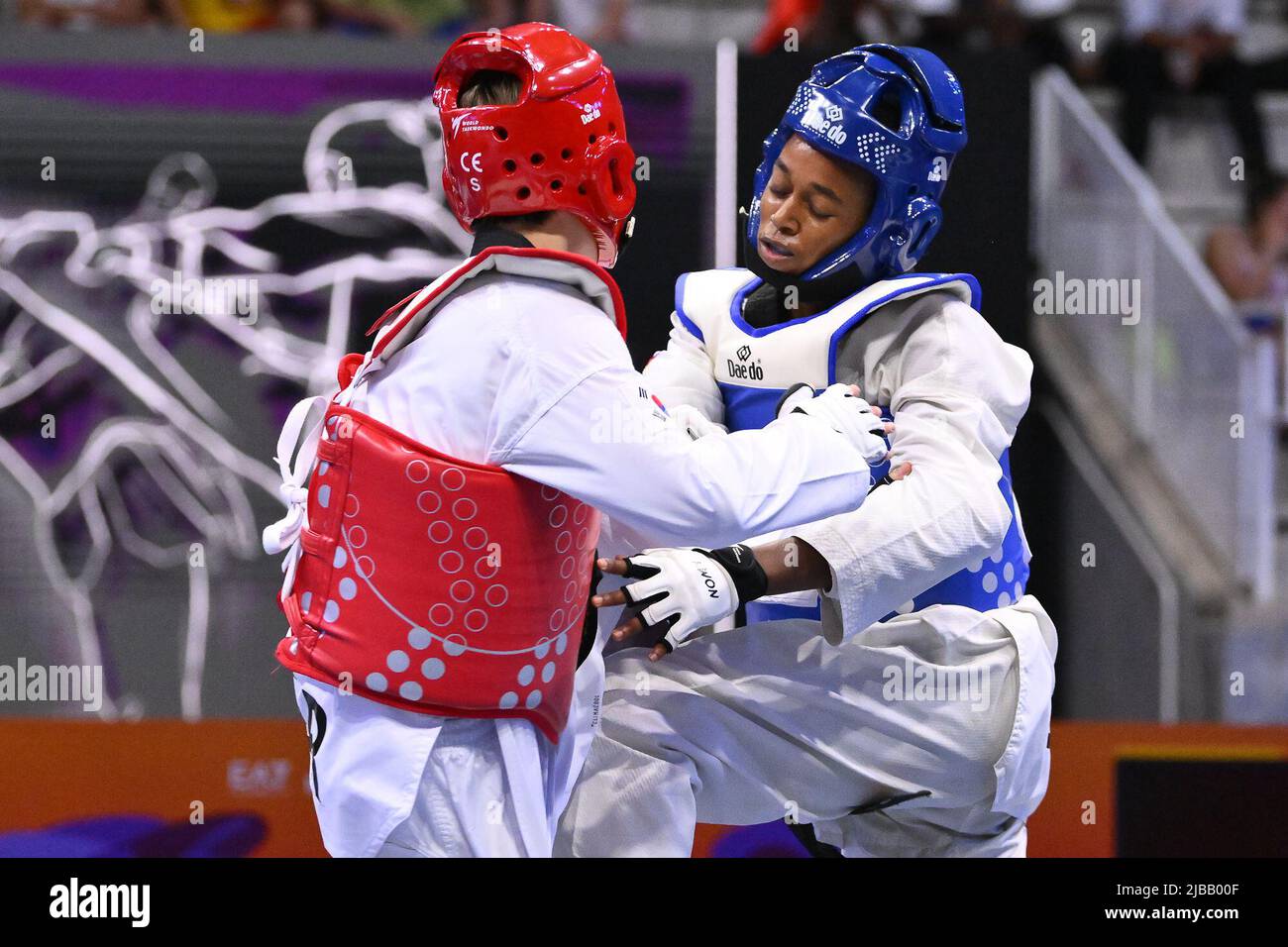 Crystal WEEKES (PUR) vs Dabin LEE (KOR) during the Final +67Kg Women ...