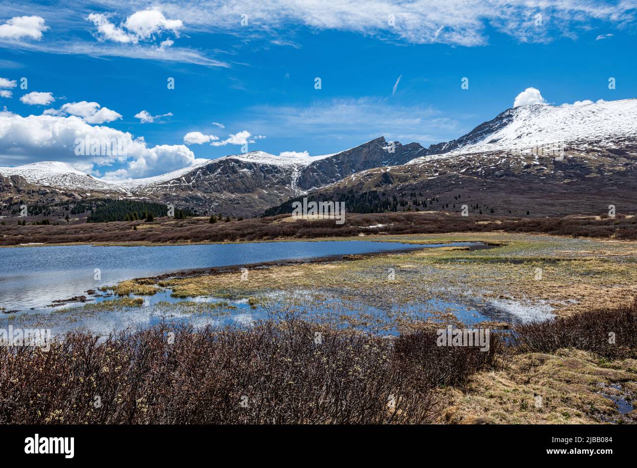 Multiple views of the Sawtooth Ridge between Mt. Evans and Bierstadt ...