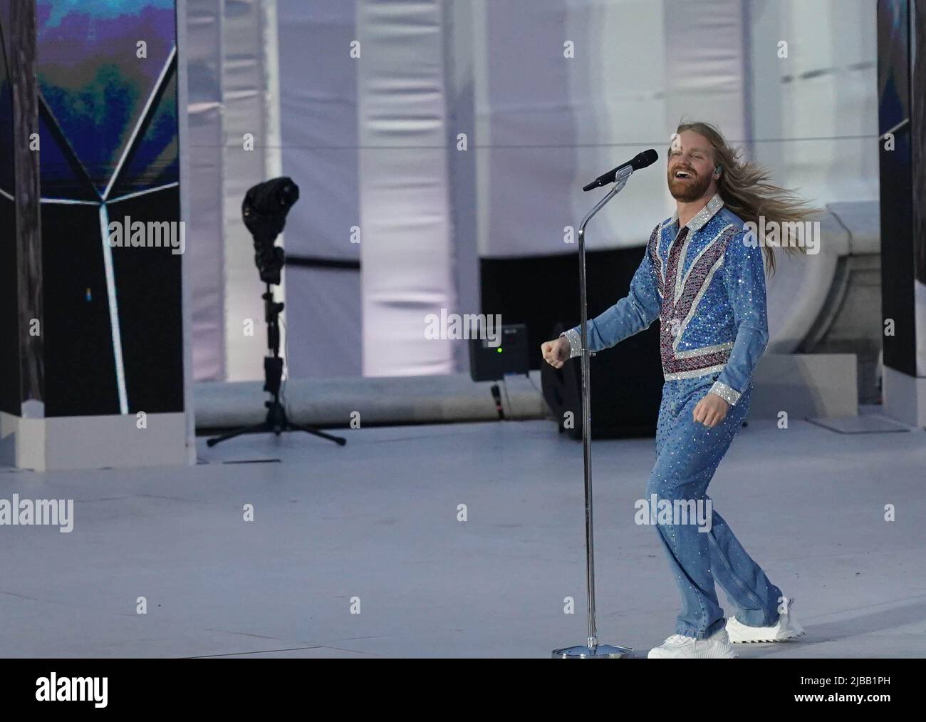Sam Ryder performs during the Platinum Party at the Palace in front of ...
