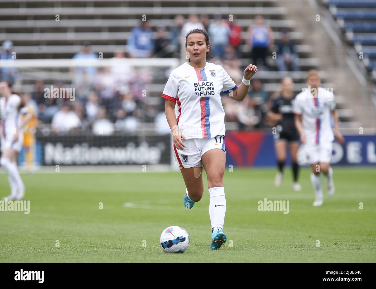 CHICAGO, IL - JUNE 04: OL Reign defender Sam Hiatt (17) plays the ball ...