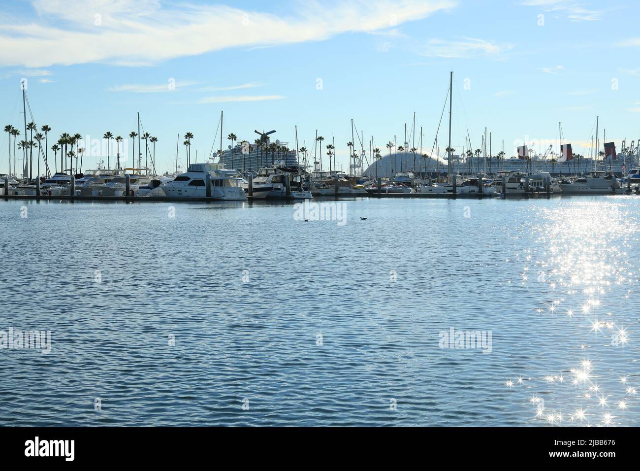 Long beach marina hi-res stock photography and images - Alamy