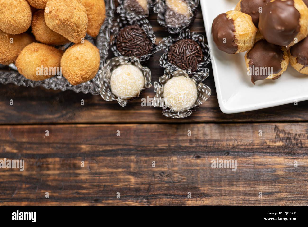 Traditional Brazilian snacks stuffed with chicken; "Coxinha de Frango ...