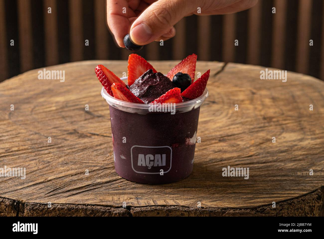 Acai no copo hi-res stock photography and images - Alamy