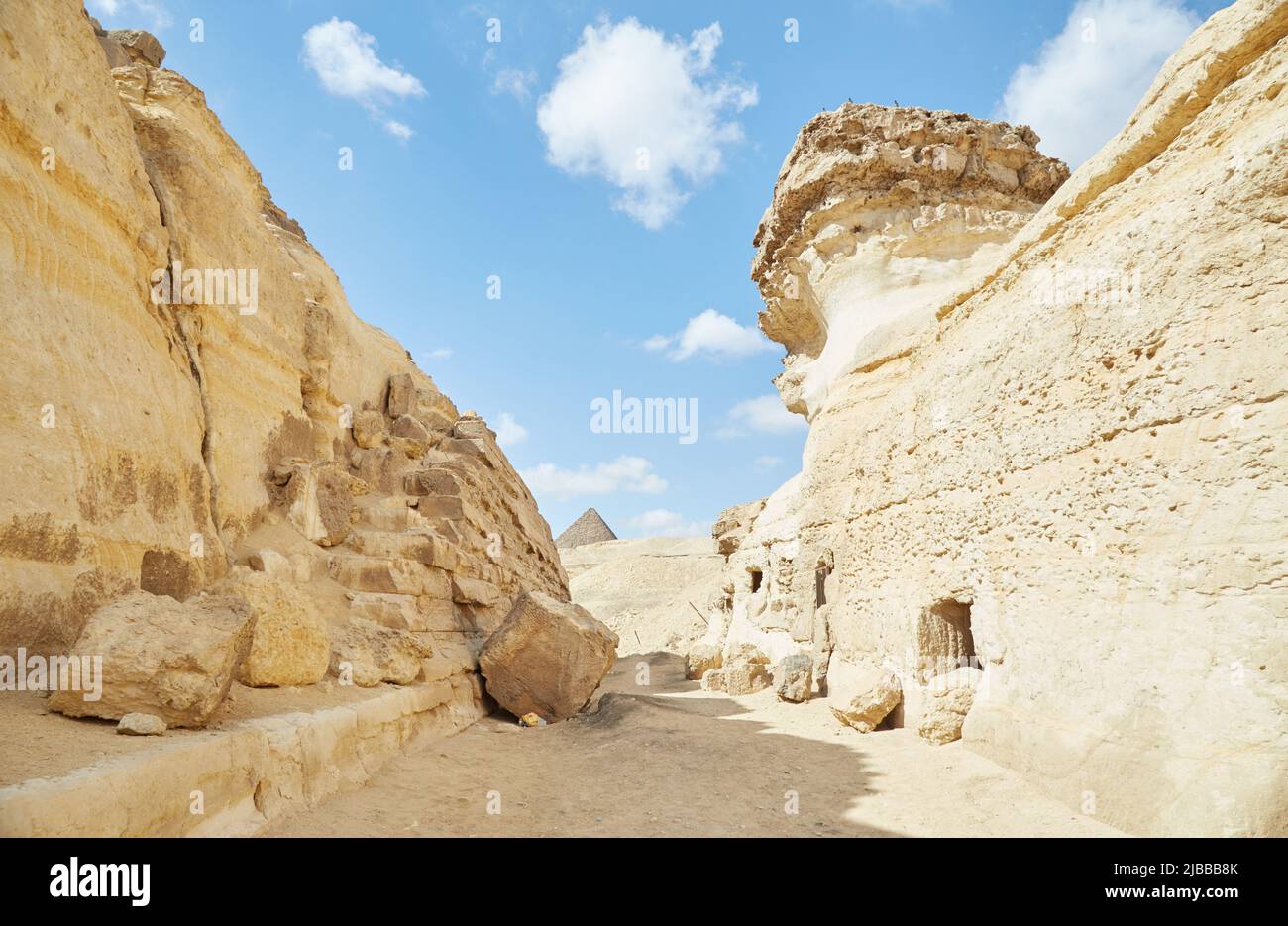 Second pyramids hi-res stock photography and images - Alamy