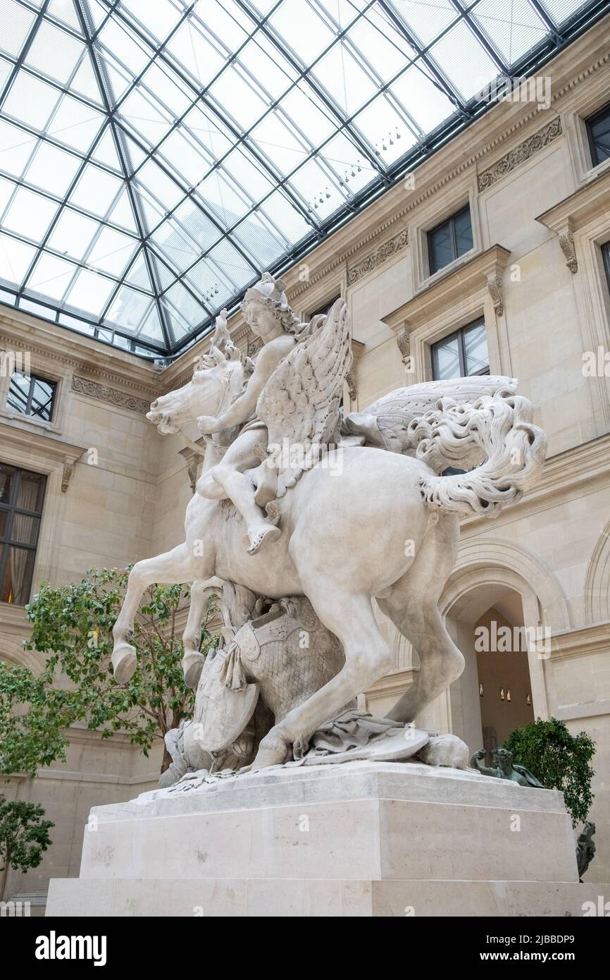 Daily life. Buildings and architecture of Paris. France Stock Photo - Alamy