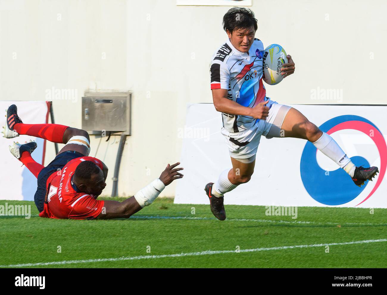 South Korea's Kim Kwang-min in action during the Asia Rugby ...