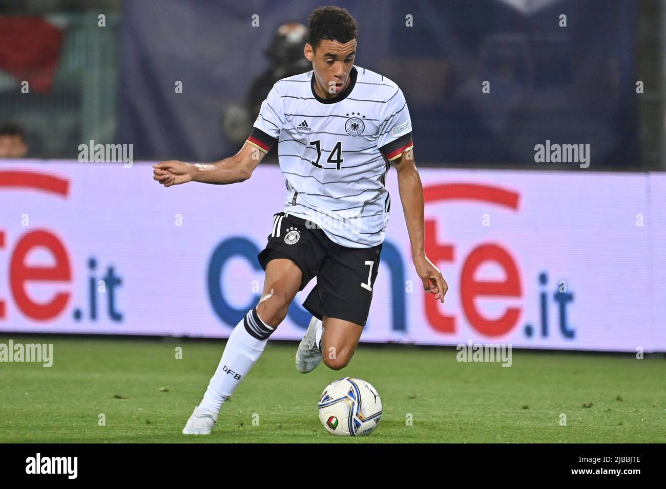 Bologne, Italien. 04th June, 2022. Jamal MUSIALA (GER), action, single ...