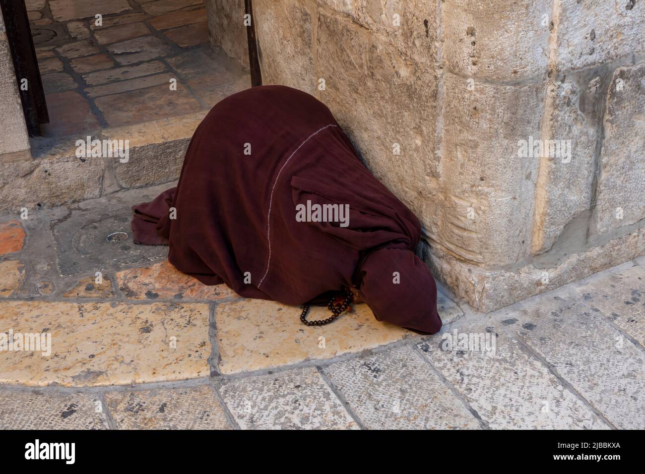 Prostrates hi-res stock photography and images - Alamy