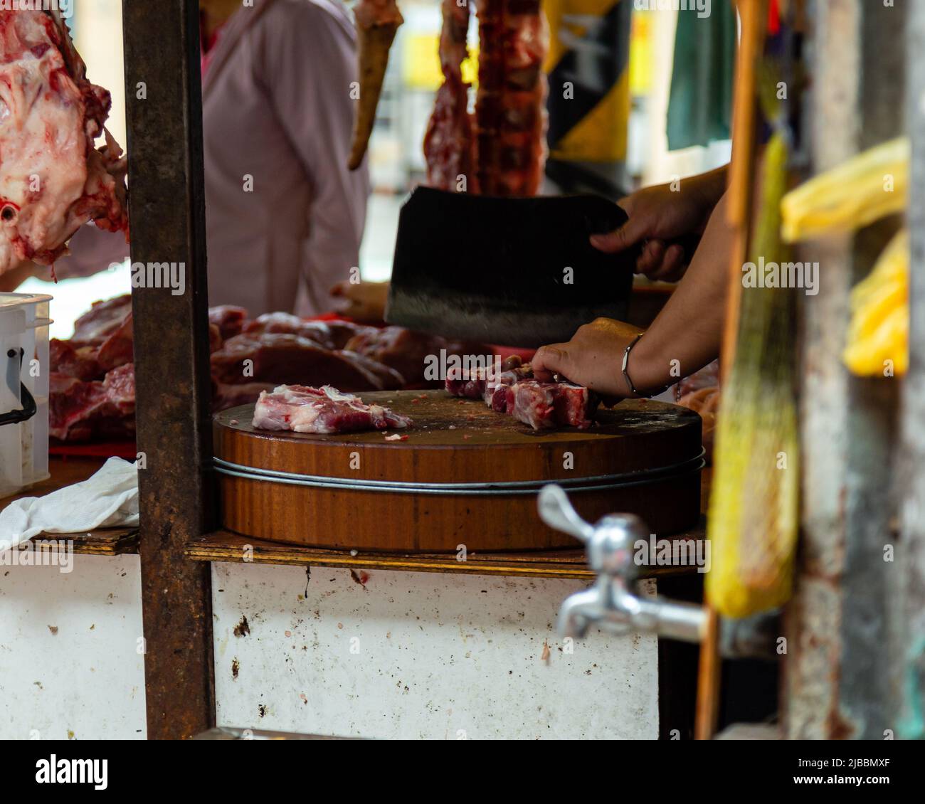 Butcher shop chinatown hi-res stock photography and images - Alamy