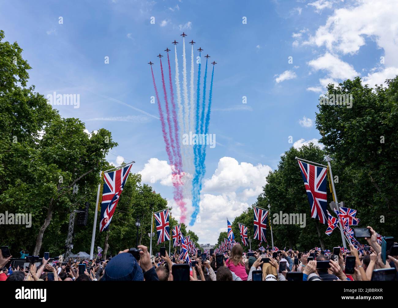 Flypast over the Mall and Buckingham Palace for the Queen's Platinum ...