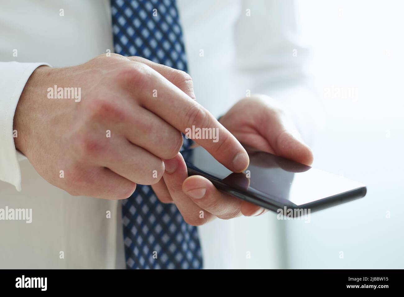 Mobile phone keypad hand hi-res stock photography and images - Alamy