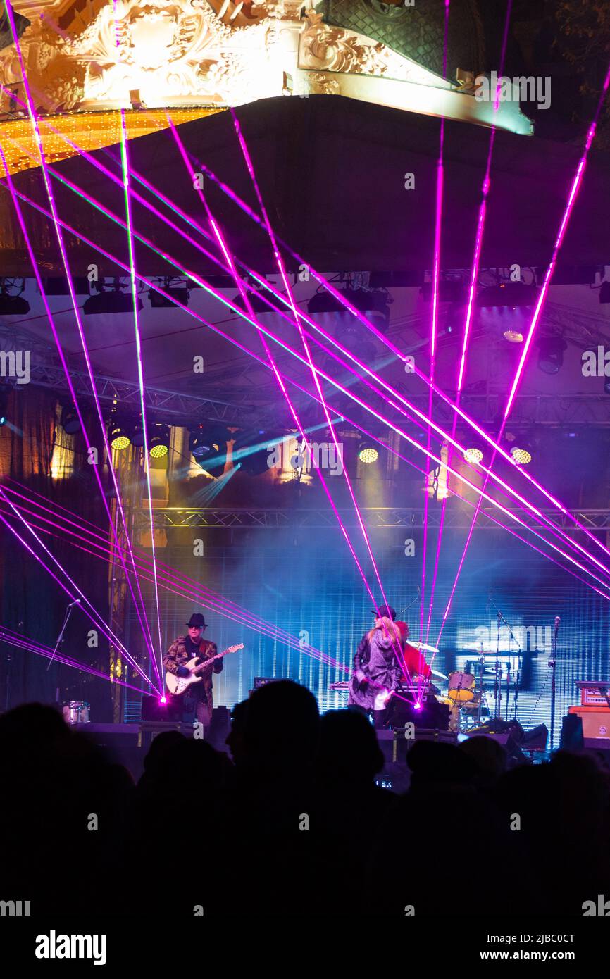 Deep zone project hi-res stock photography and images - Alamy