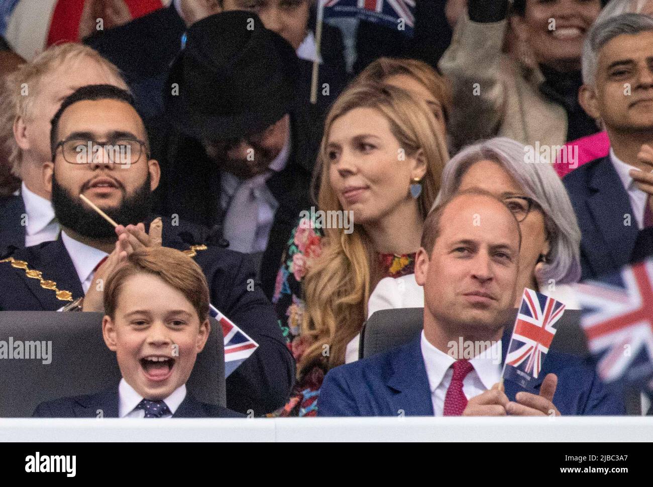 Royal box vips hi-res stock photography and images - Alamy