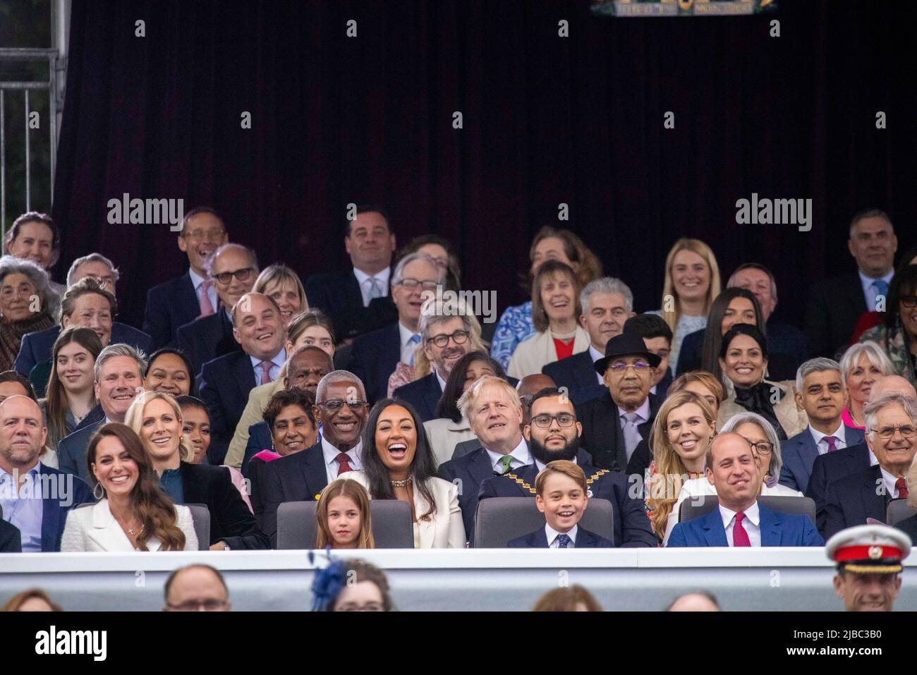 Platinum party at the palace hi-res stock photography and images - Alamy