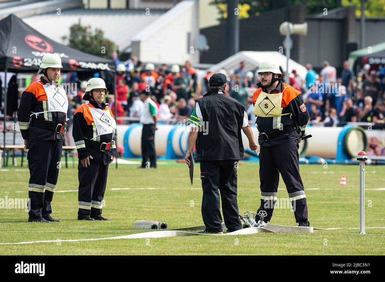 Firefighting competition hi-res stock photography and images - Alamy