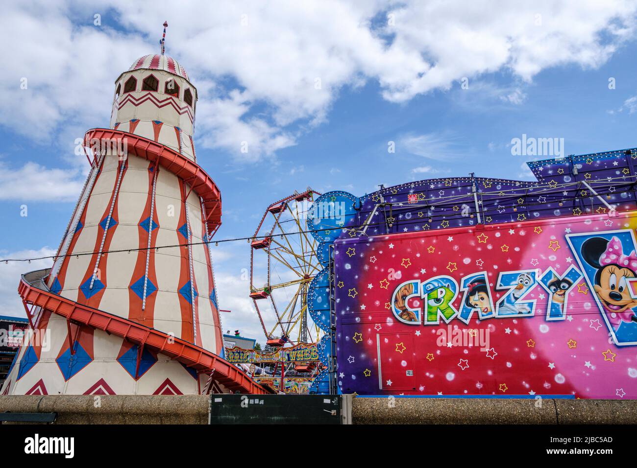 Hunstanton fun fair hi-res stock photography and images - Alamy