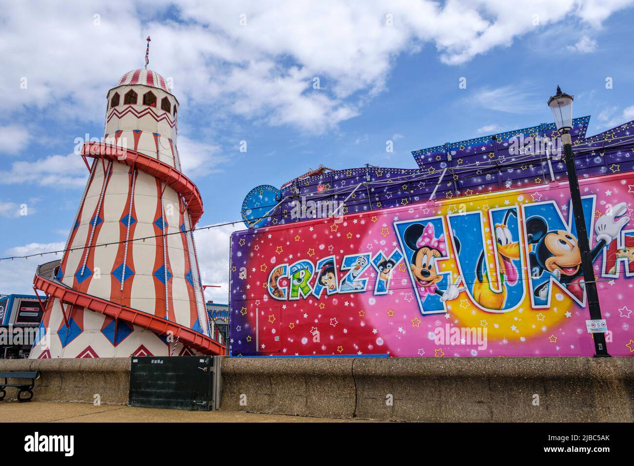 Hunstanton amusement fair hi-res stock photography and images - Alamy