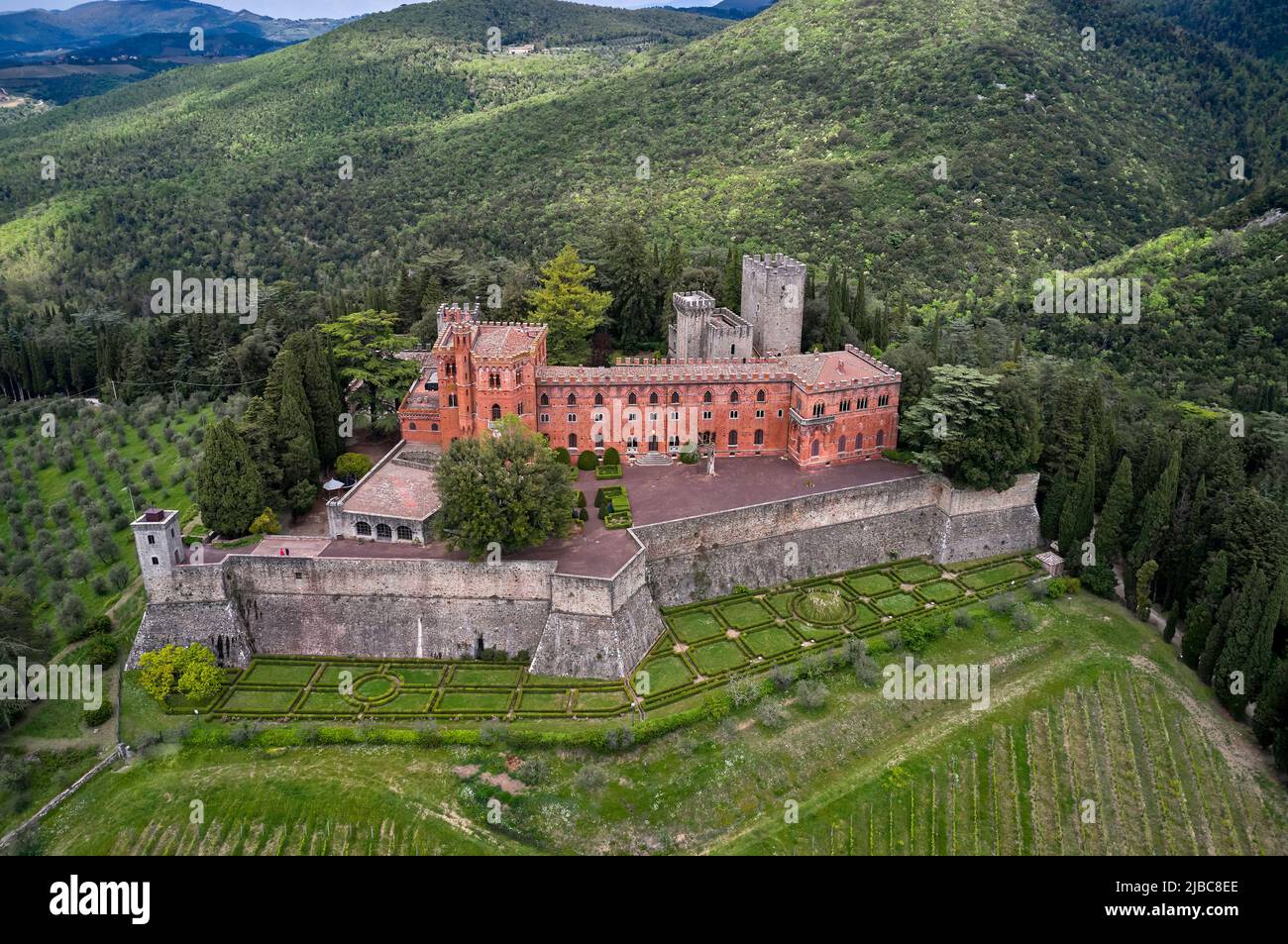 Aerial view on Brolio castle and the adjacent vineyards Stock Photo - Alamy