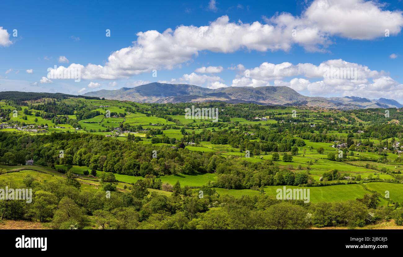 Conistion fells hi-res stock photography and images - Alamy