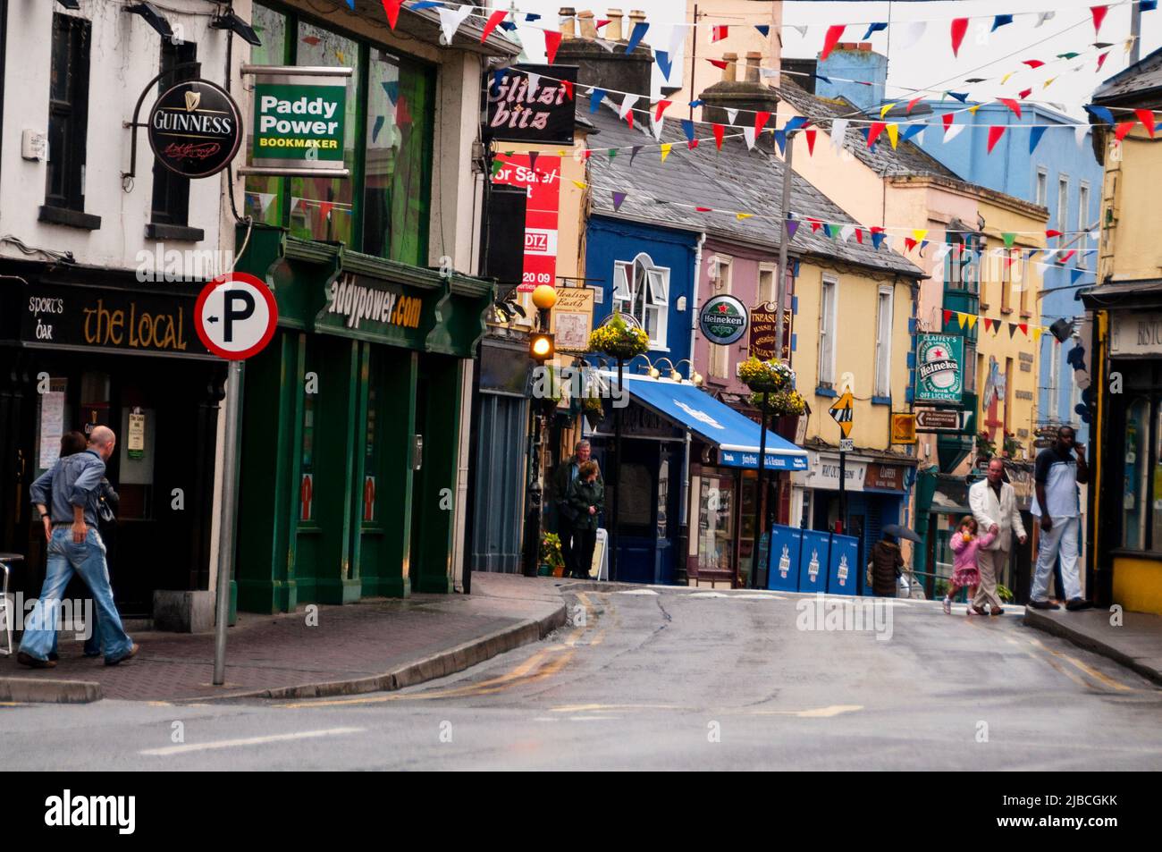 Irish streetscape hi-res stock photography and images - Alamy
