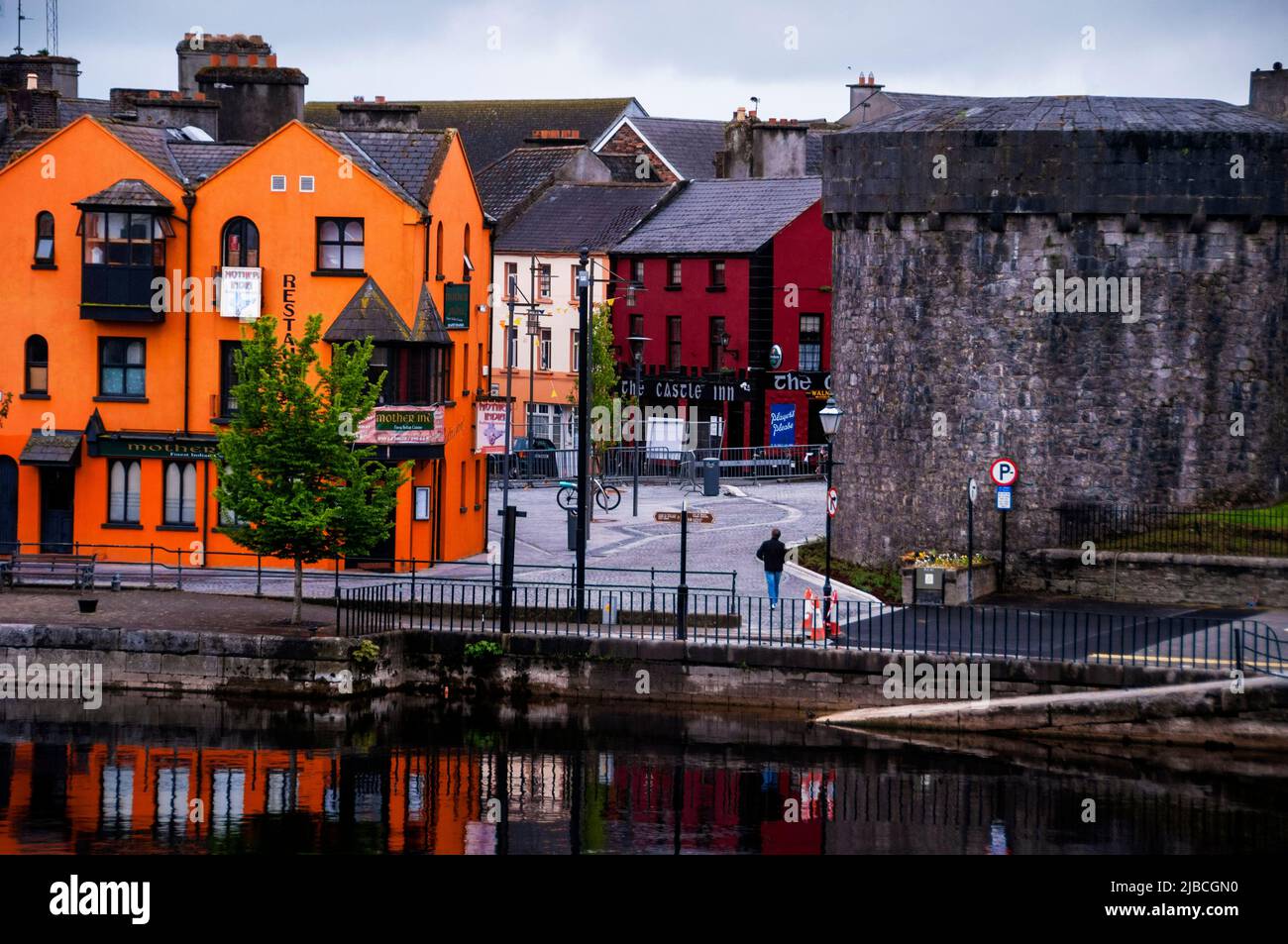 Drum tower of Athlone Castle in Athlone, Ireland Stock Photo - Alamy