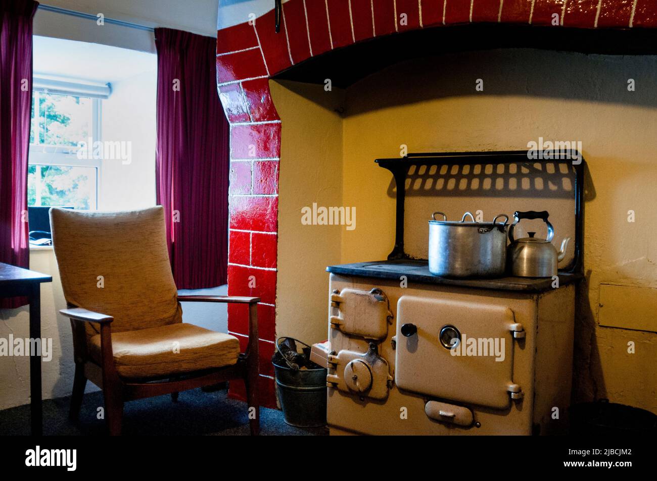 Cottage stove in Cavan, Ireland Stock Photo - Alamy