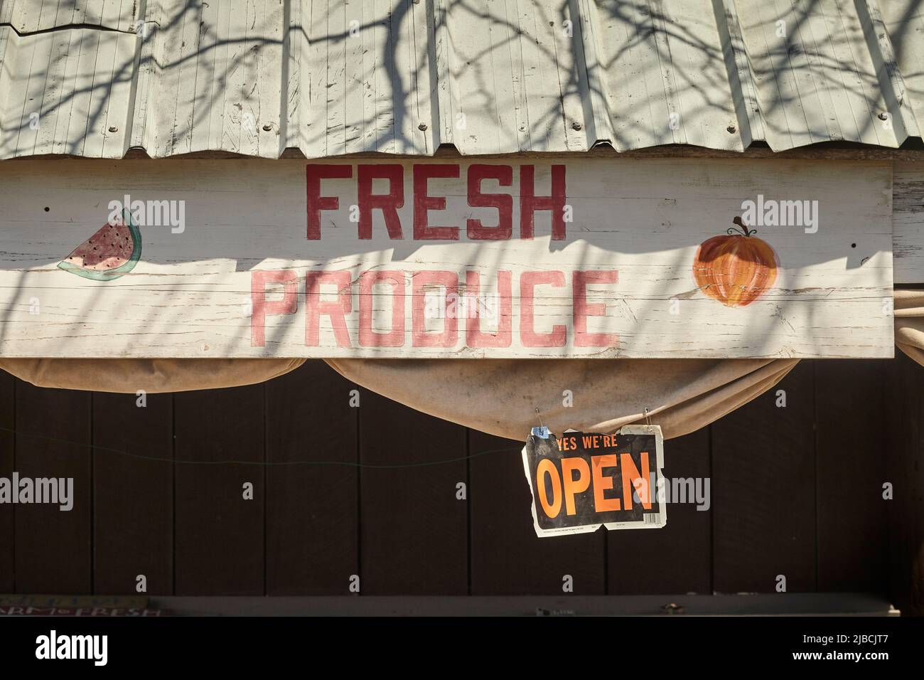 Produce stand sign hi-res stock photography and images - Alamy