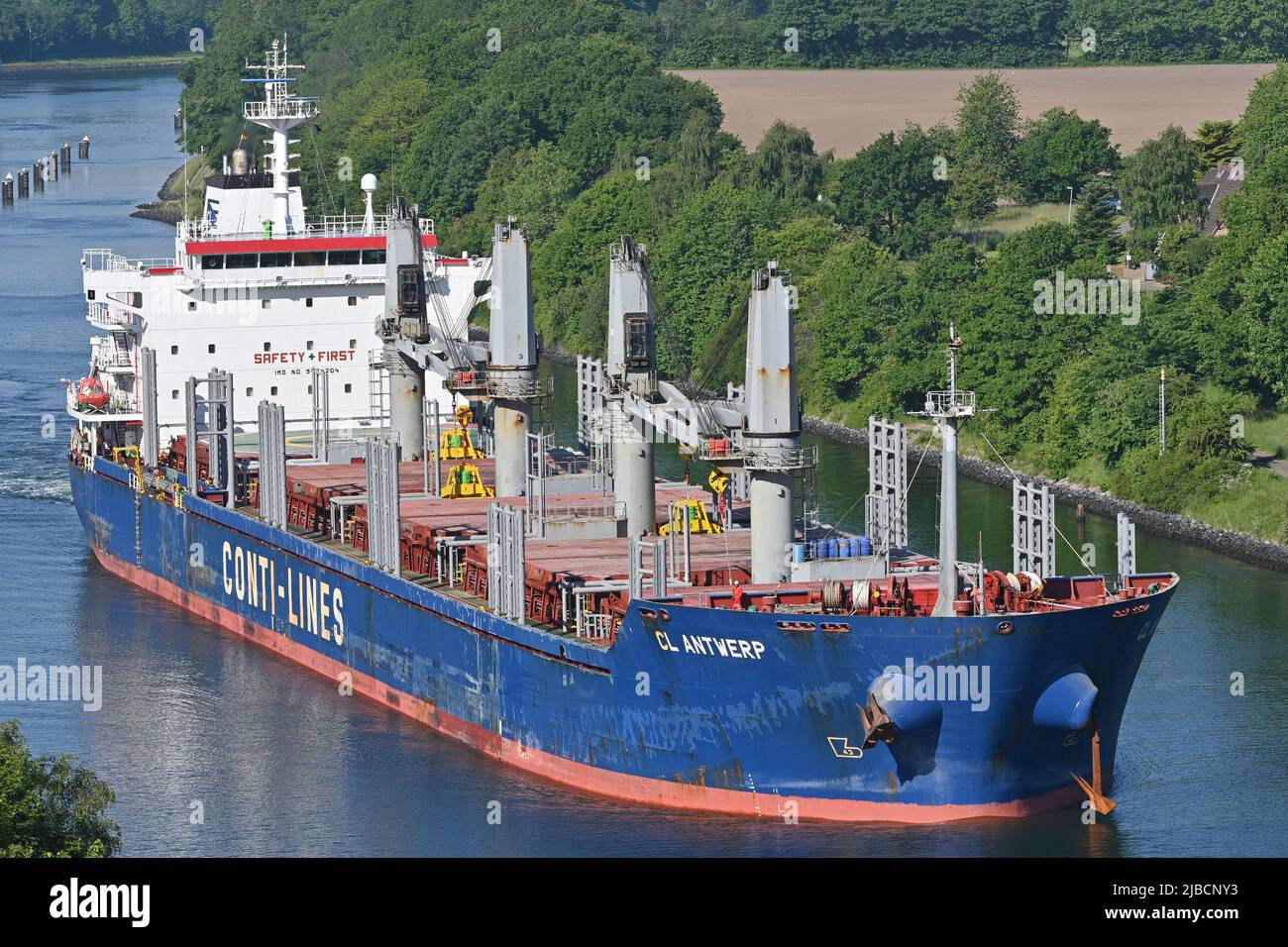 Cl antwerp bulk carrier hi-res stock photography and images - Alamy