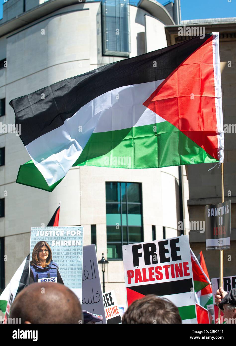 End apartheid sign hi-res stock photography and images - Alamy