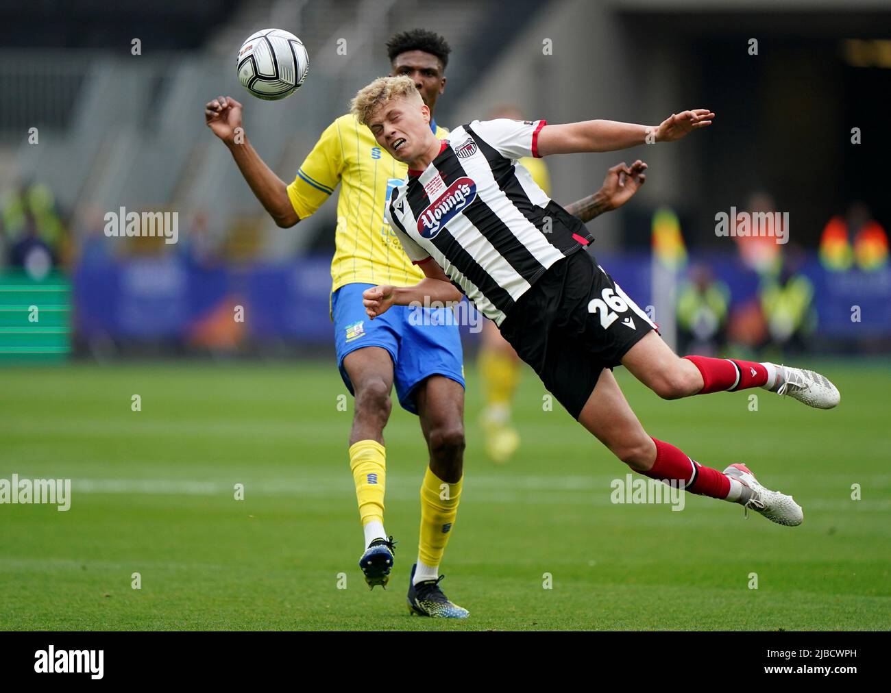 Solihull Moors Kyle Hudlin battles with Grimsby Town’s Andy Smith ...