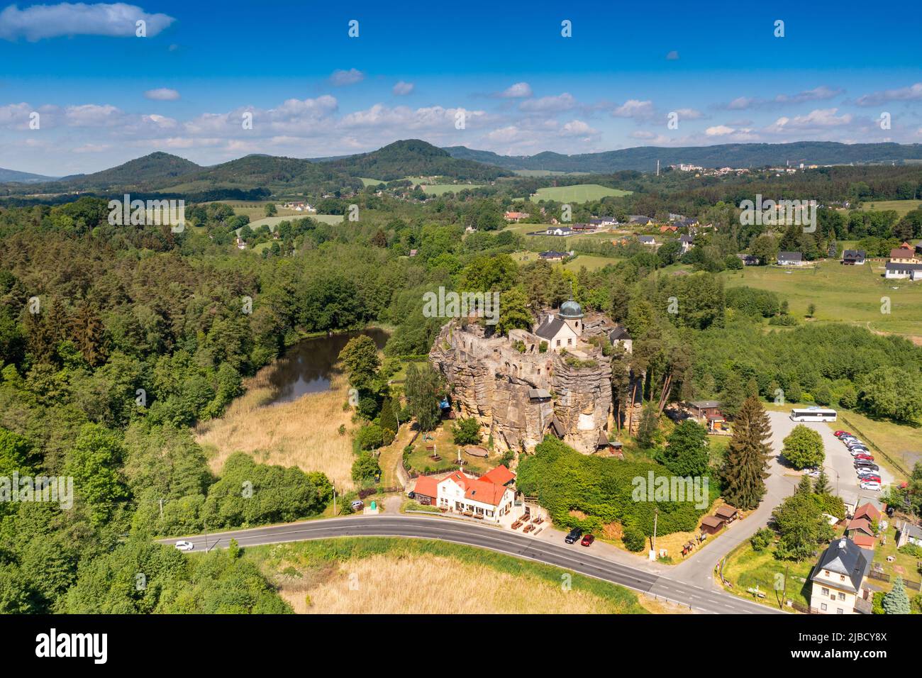 skalni hrad Sloup v Cechach, Novy Bor, Ceska republika / rock castle ...