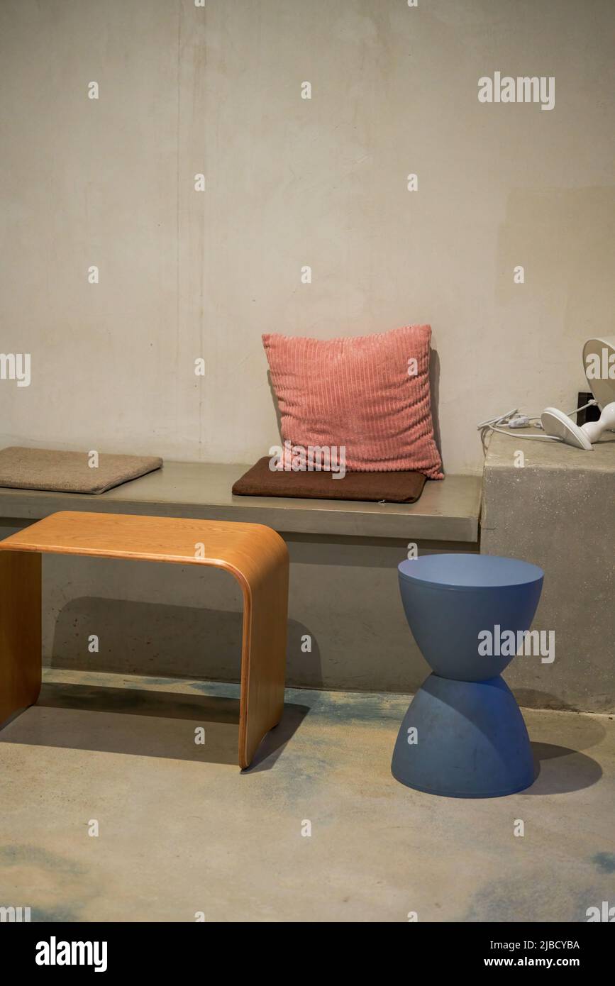 White wooden seating shelter hi-res stock photography and images - Alamy