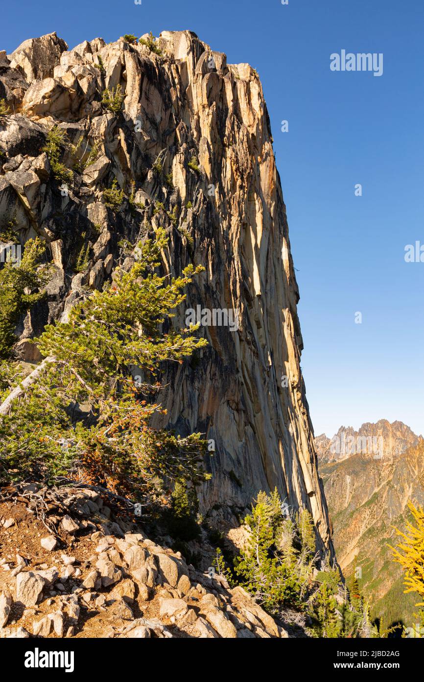 WA21642-00...WASHINGTON - Southern end of the Early Winters Spires in ...