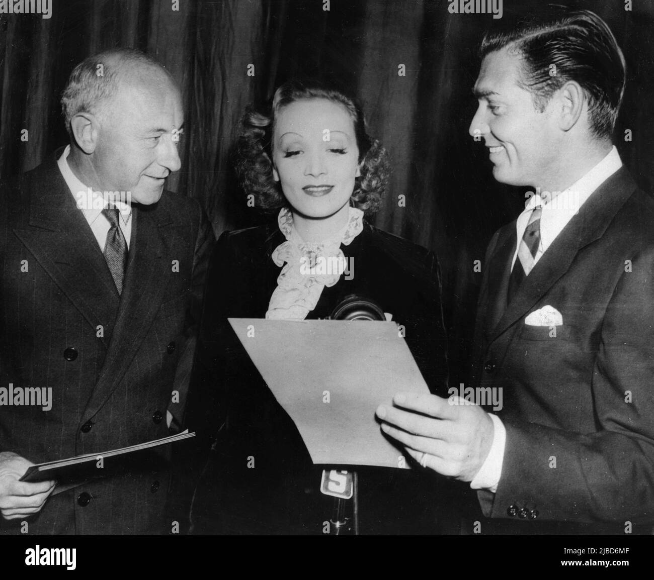 Popular Radio Shows 1930s