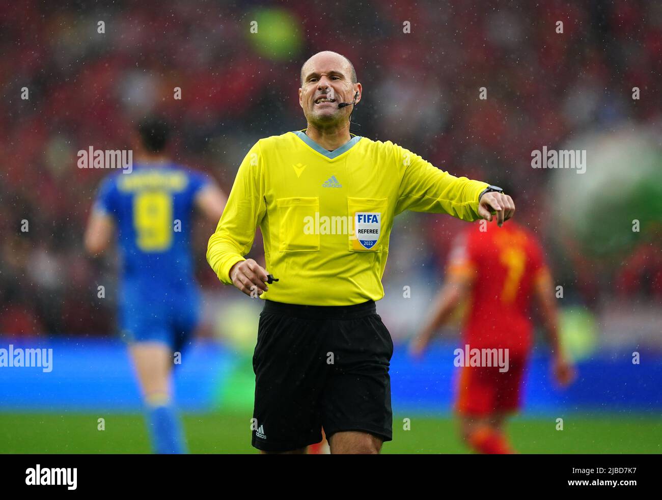 Referee Antonio Mateu Lahoz during the FIFA World Cup 2022 Qualifier ...
