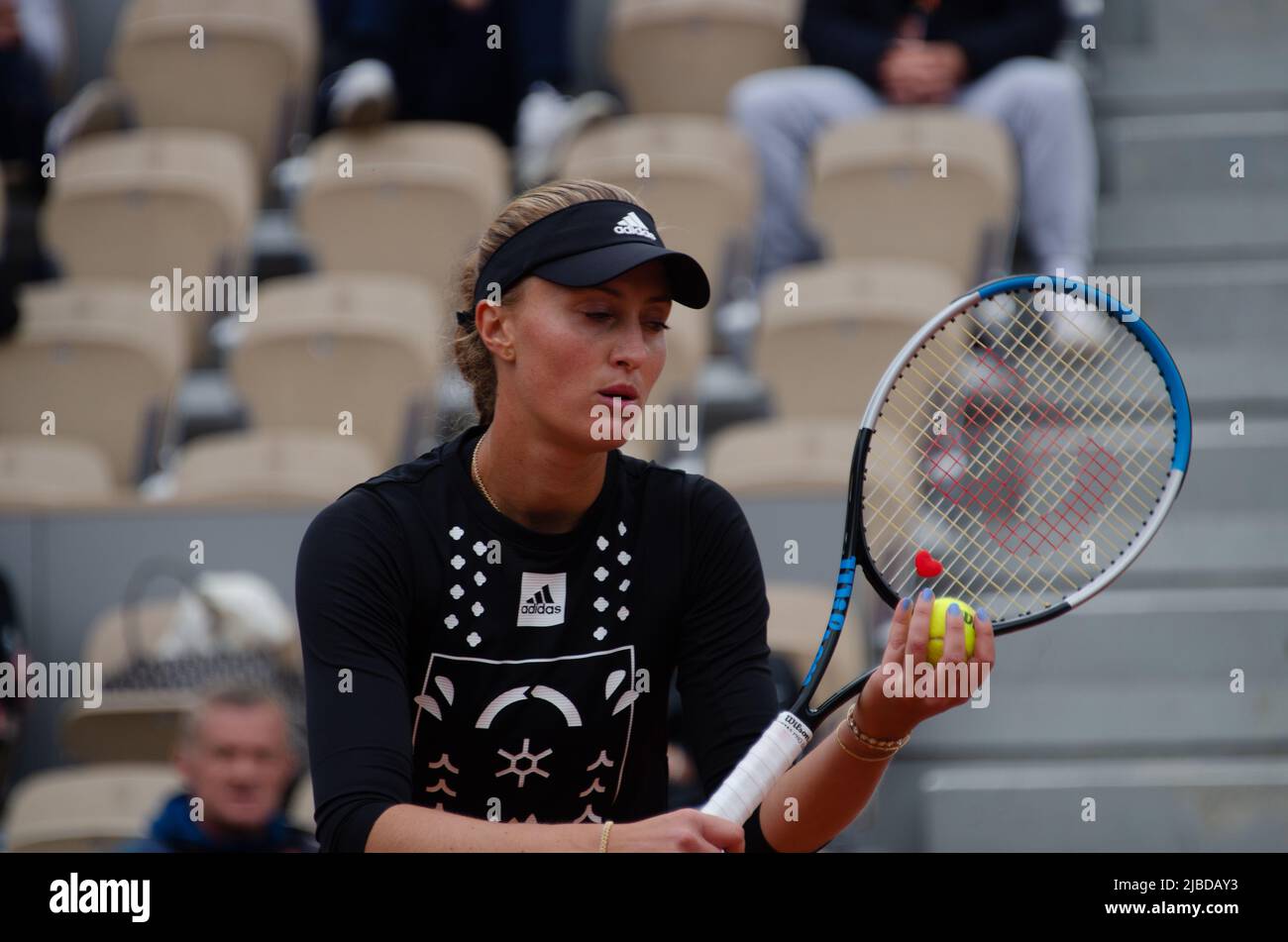 Caroline Garcia and kristina Mladenovic, court simone-mathieu, rolanf ...
